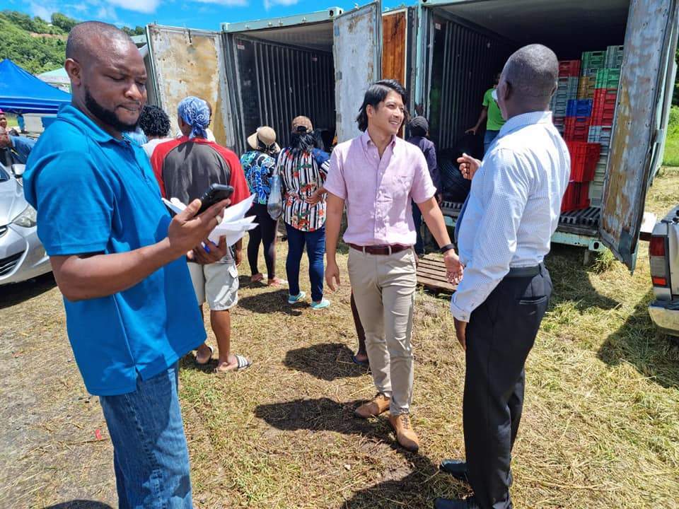 SCENES AT THE SUBSIDIZED AGRICULTURAL INPUT SALE - Ministry of ...