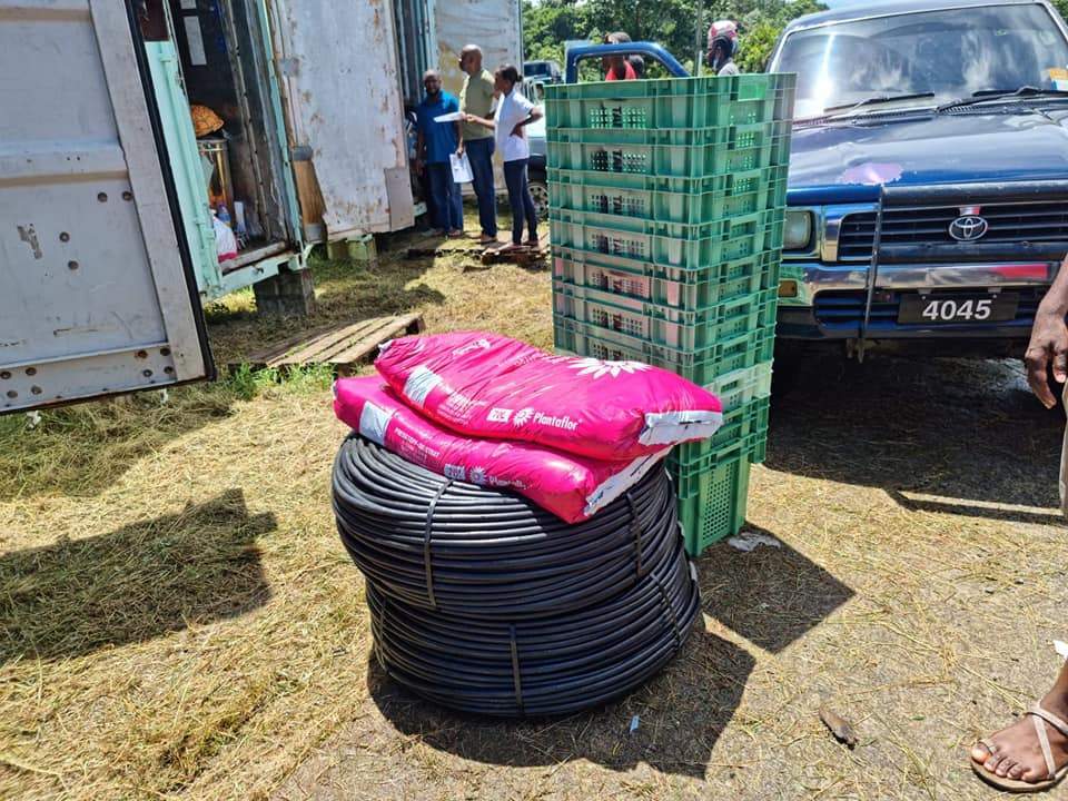 SCENES AT THE SUBSIDIZED AGRICULTURAL INPUT SALE - Ministry of ...